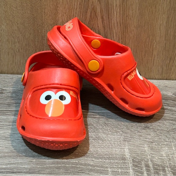 Sesame Street | Shoes | Sesame Street Kids Molded Clog Elmo Slip On ...